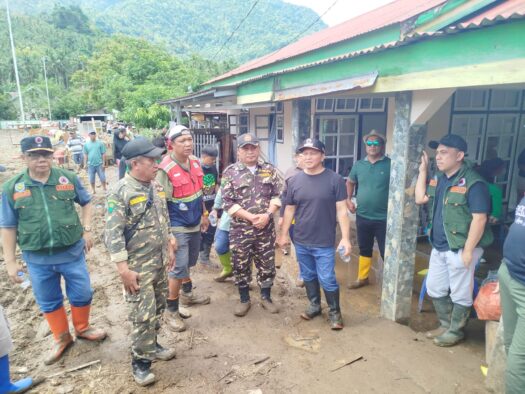 Ansor dan Pemkab Bolmong Bahu Membahu Bantu Korban Banjir di Bolaang ...